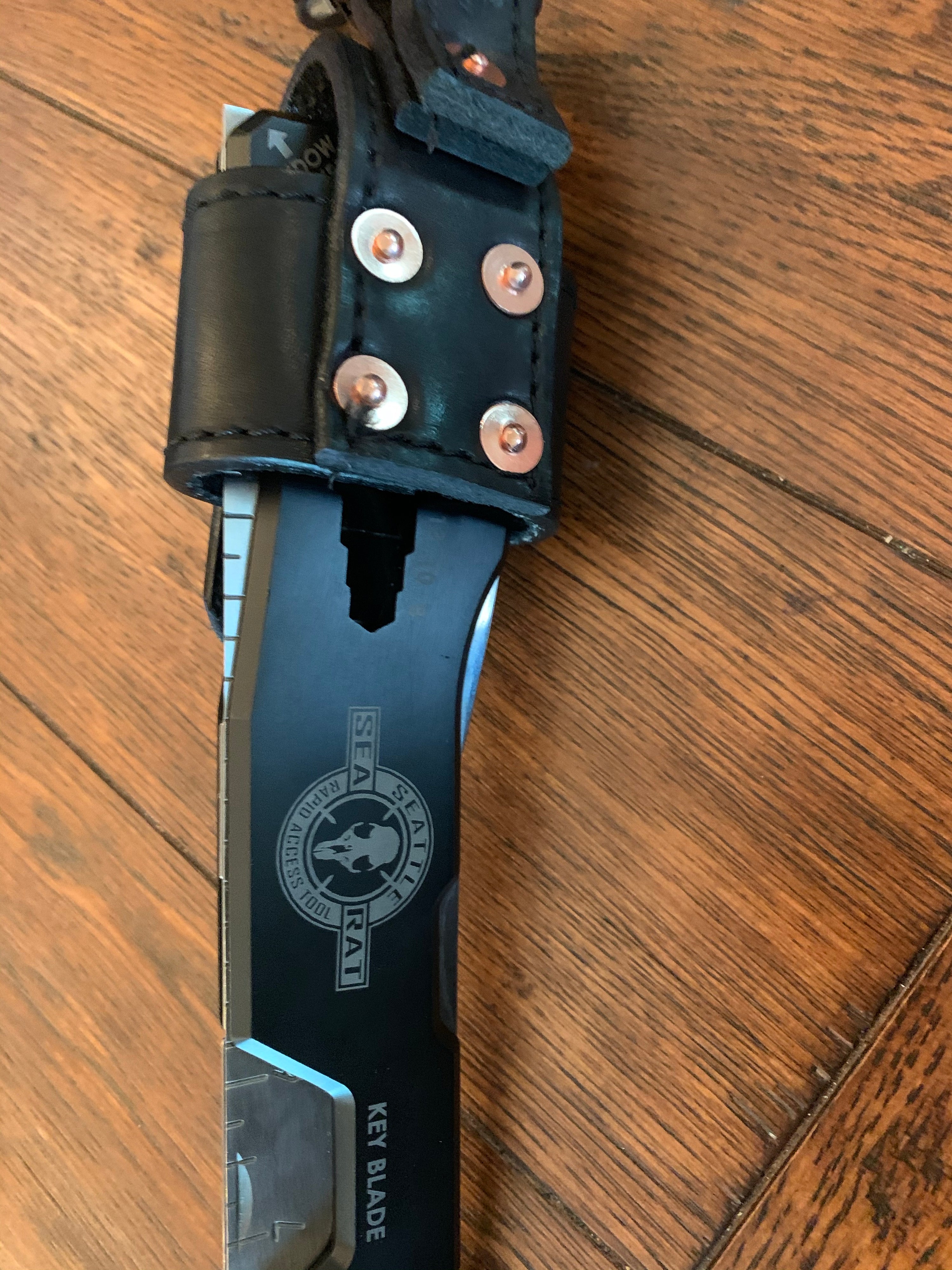 SEARAT/Misc tool holder - Leatherhead Concepts
